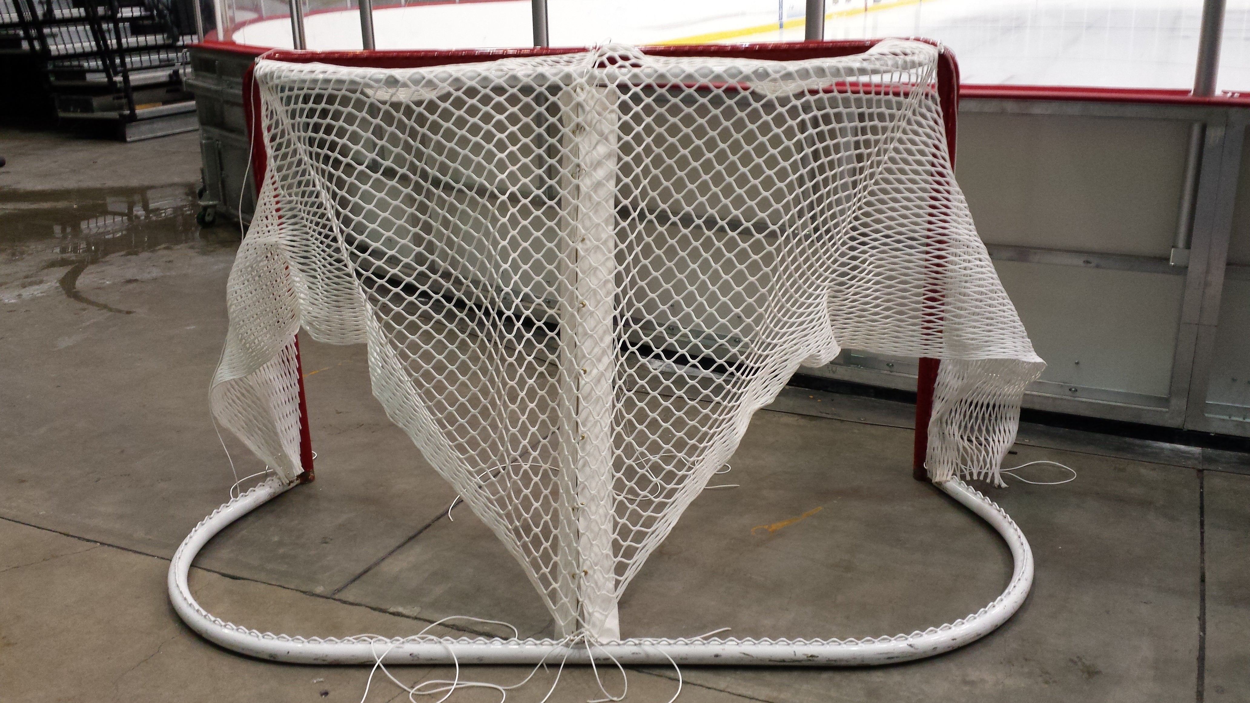 6' x 4' Replacement Ice Hockey Net, trimmed, Fits 44" deep, 24" top sh ...